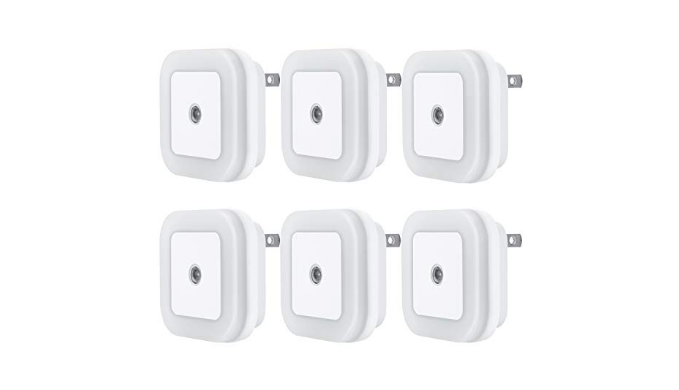 Uigos LED Night Light Lamp with Smart Sensor Dusk to Dawn Sensor ...